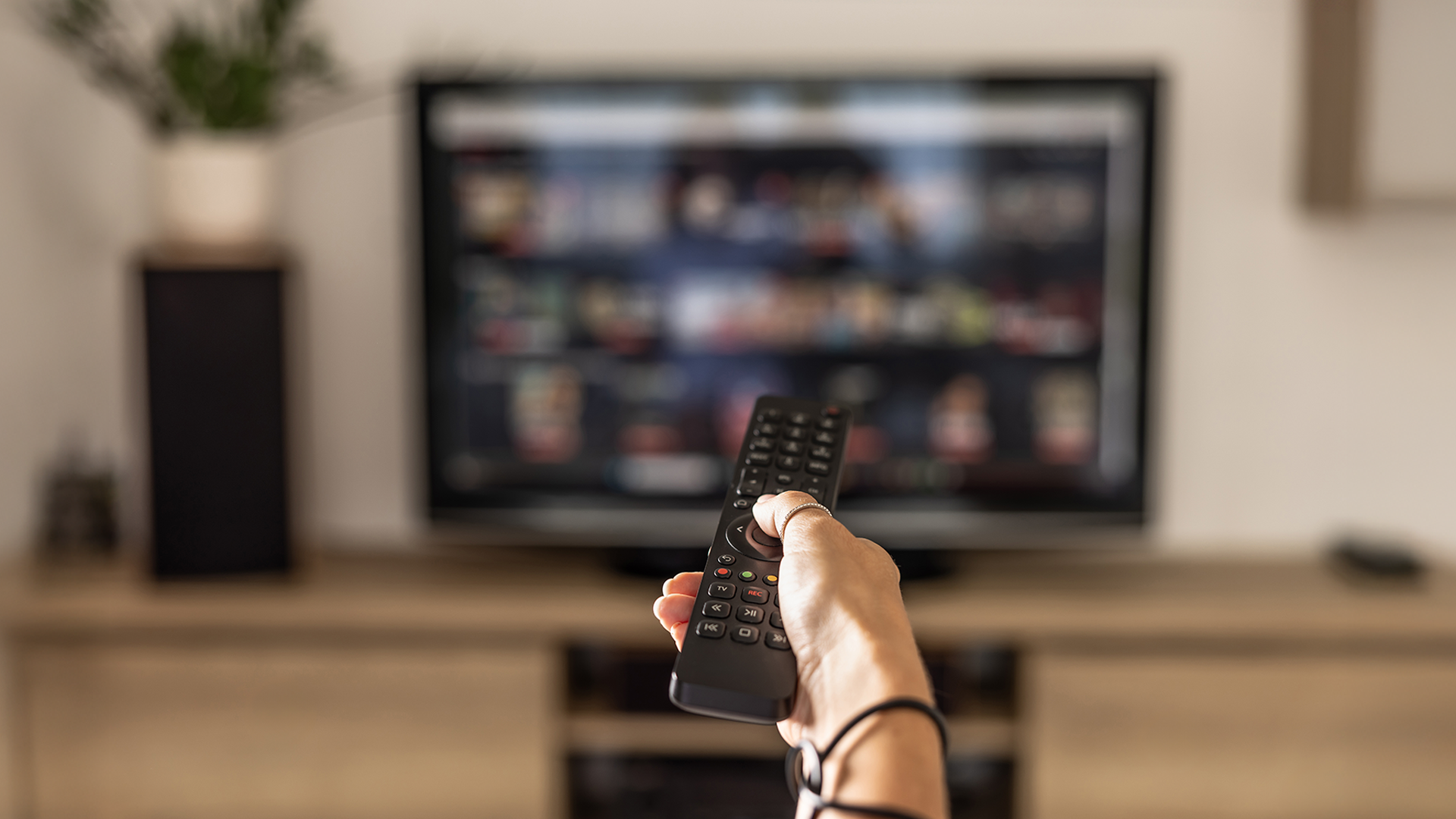 With new tv viewing habits, SMBs must explore online video - AffinityX